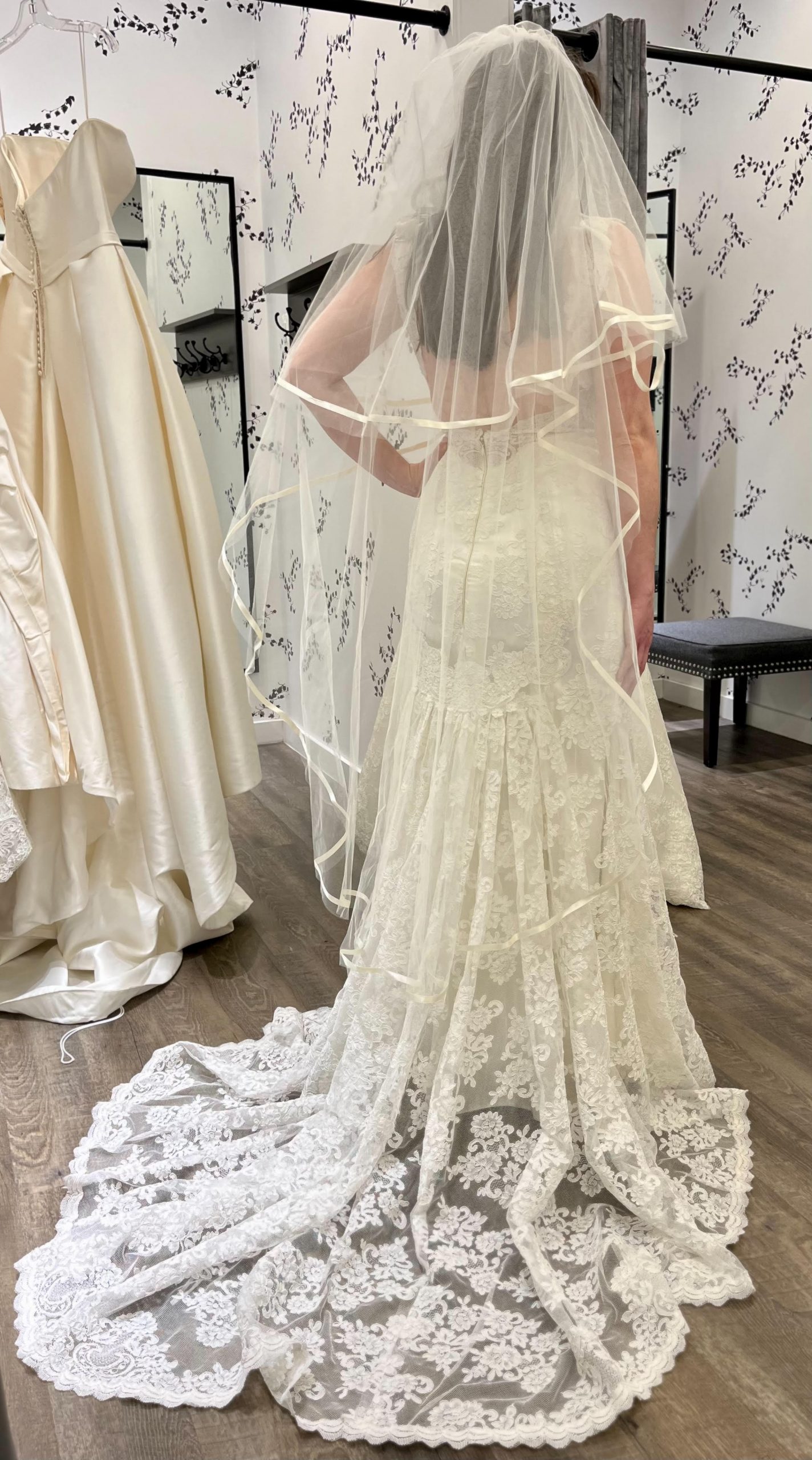Bride Says Yes to the Gown – The Women's Board
